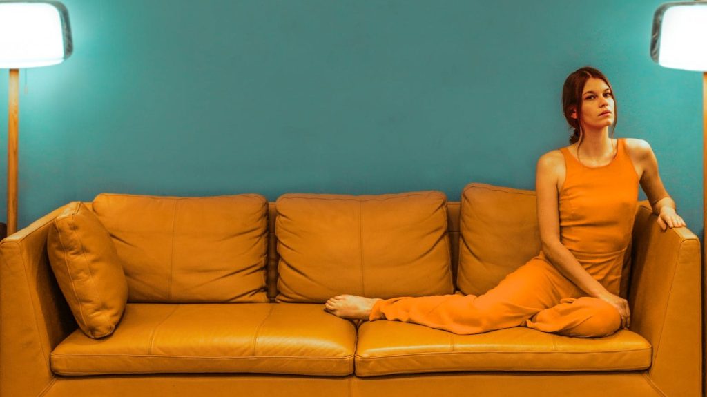 Esensi Color Grading: 6 Teknik untuk Menguasai Seni Tone Visual – AME ...